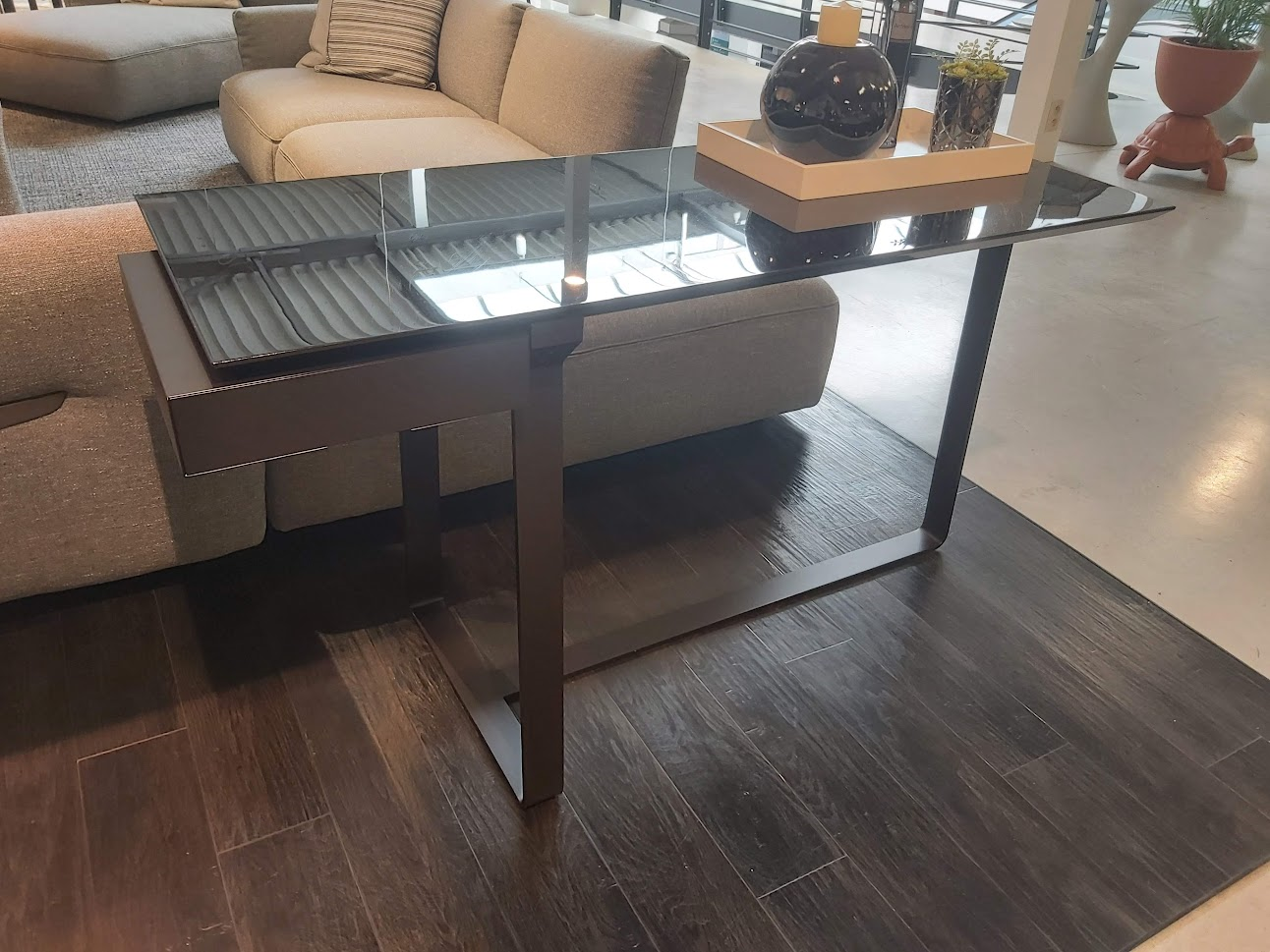 Console Omega Glossy Coffee Natuzzi Italia Toonzaalmodel - Meubelen ...
